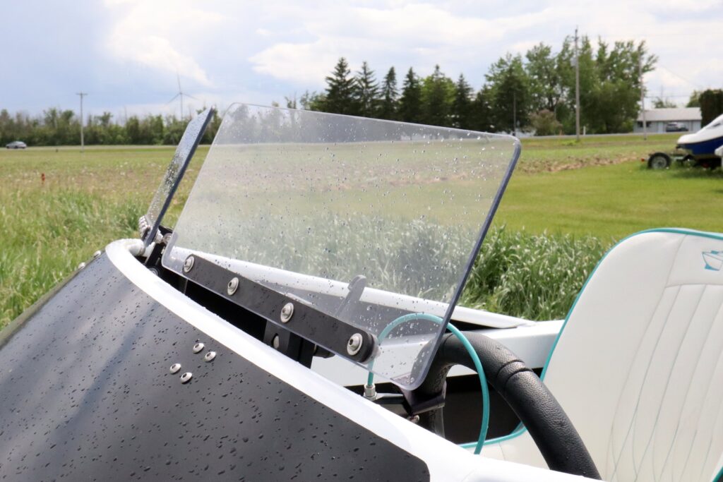 Minijet Flip-Up Windscreen - Minijet Inc.