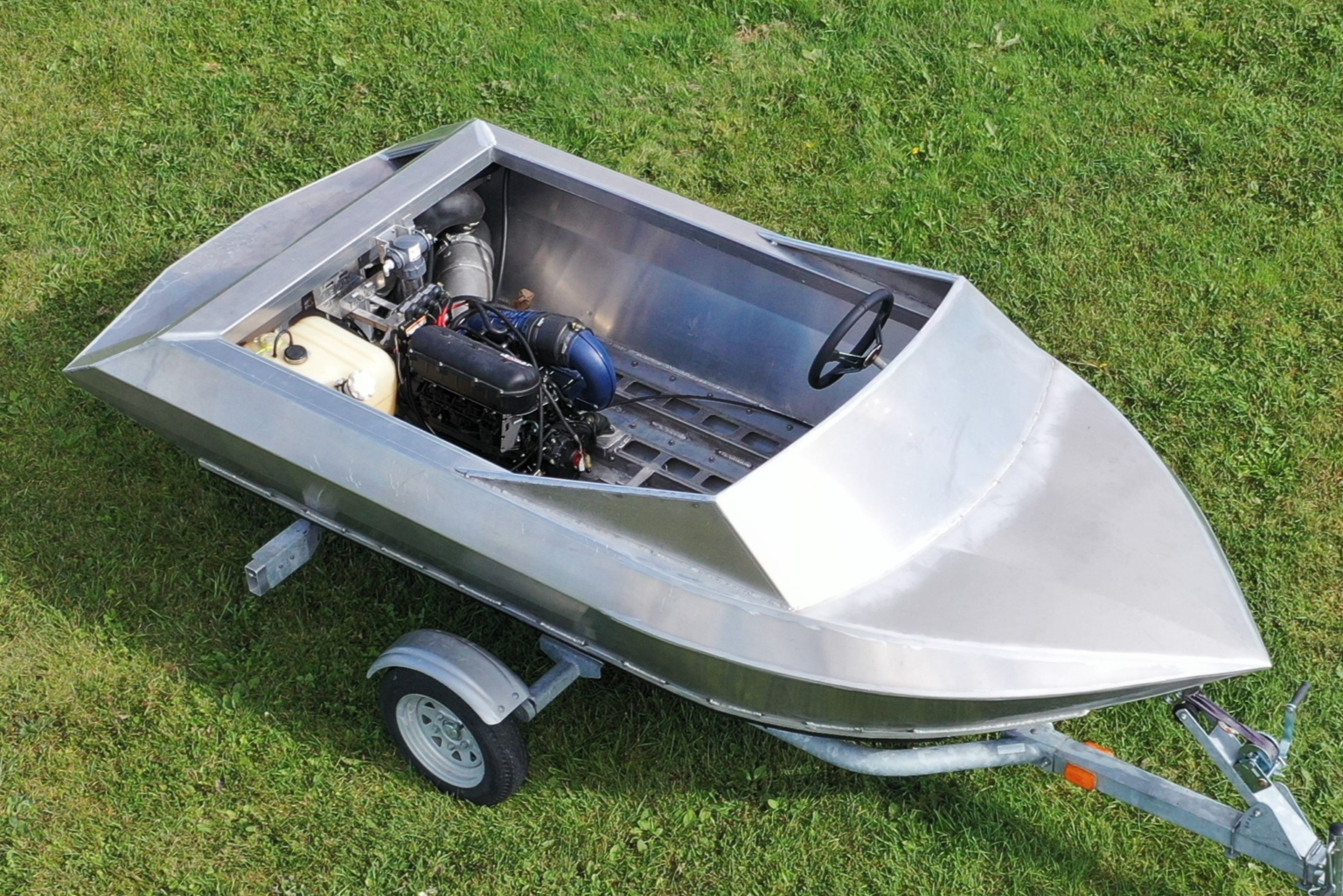 DIY Kits and Welded Hulls - Minijet Inc.