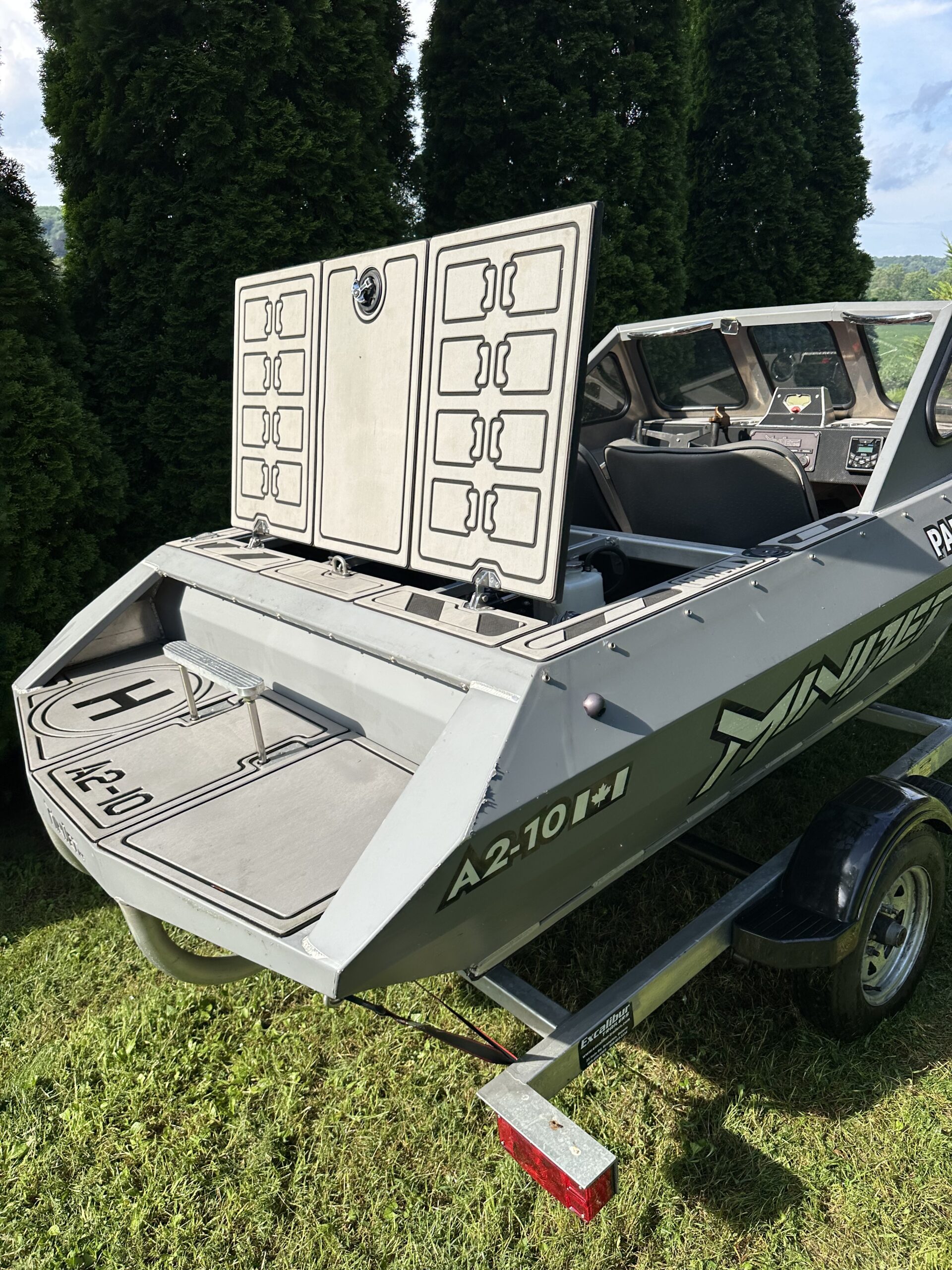 Available Boats - Minijet Inc.